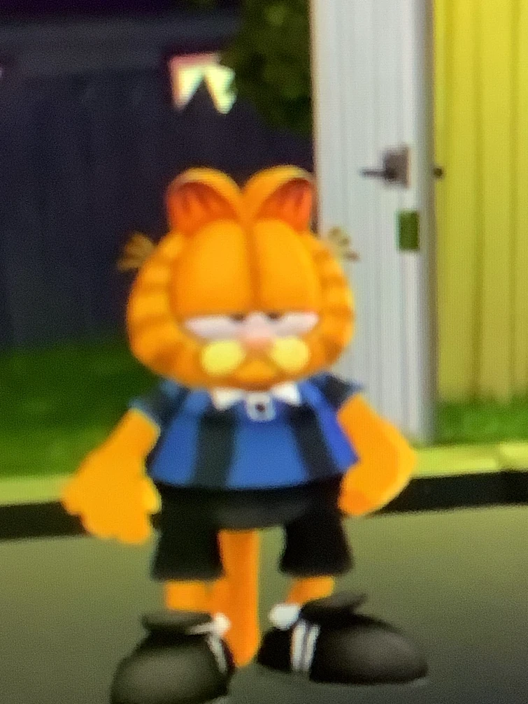 Garfield in a soccer uniform | Fandom