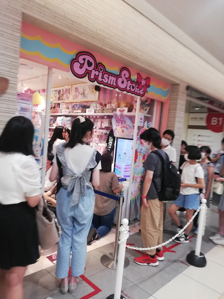 【News From Japan】Let's enjoy watching videos of PRETTY STORE and PRISM ...