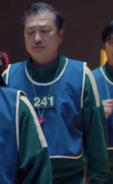 What Season 3 player is more forgettable? | Fandom