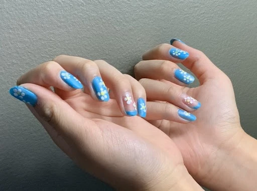 guys, I did my friend's nails! ^^ | Fandom