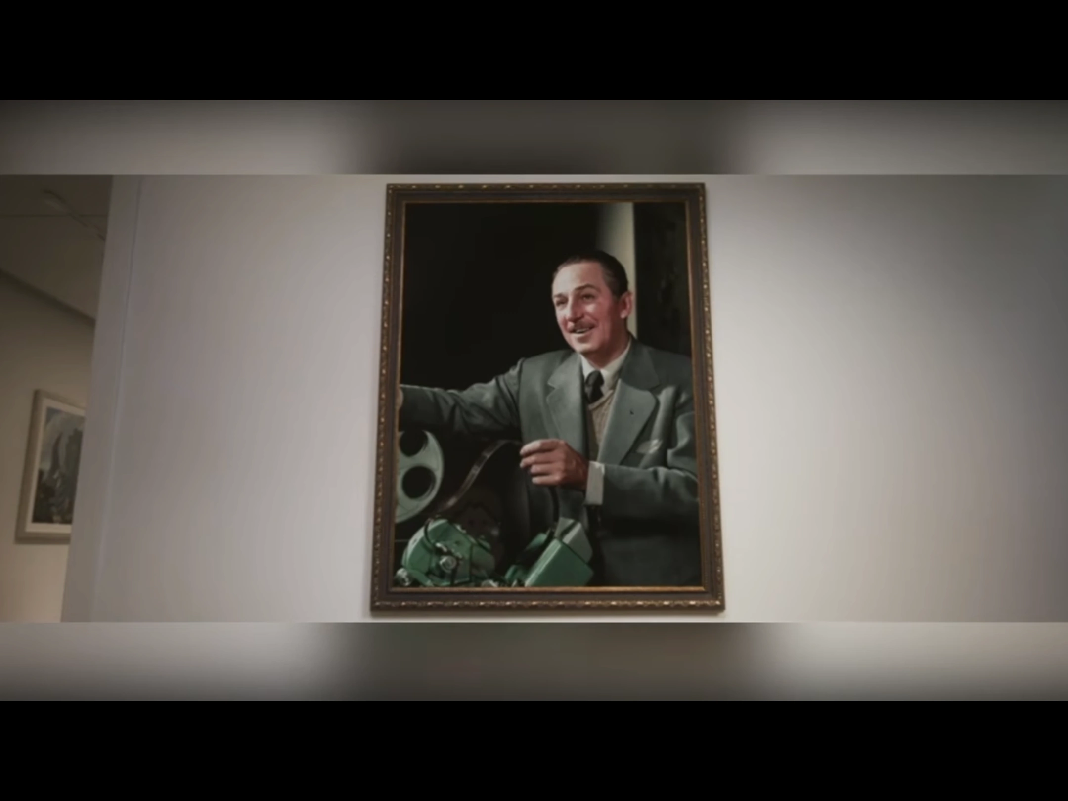 Where did this photo of Walt Disney come from? | Fandom