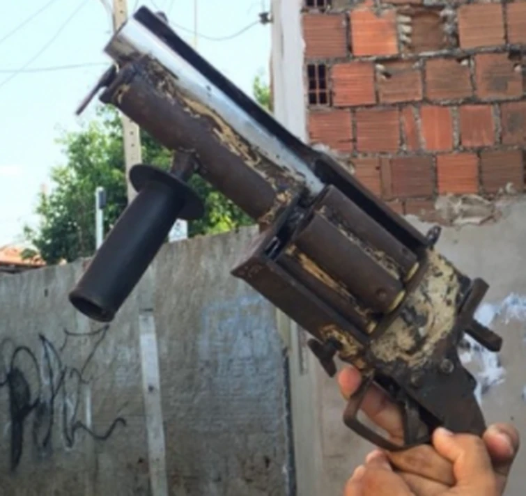 What pipe weapons could've been | Fandom