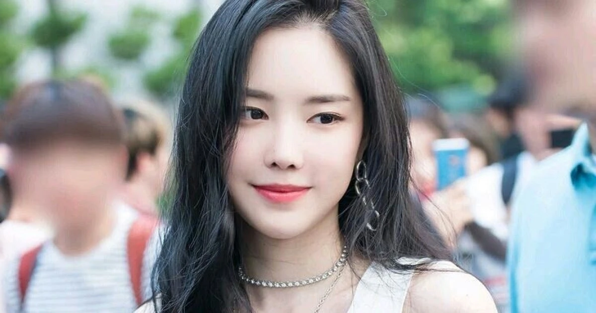 Best of luck, Naeun... | Fandom