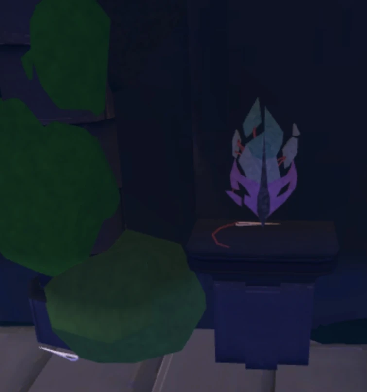 Some nice images of the shattered Warden’s Mask of the Novus Warden ...