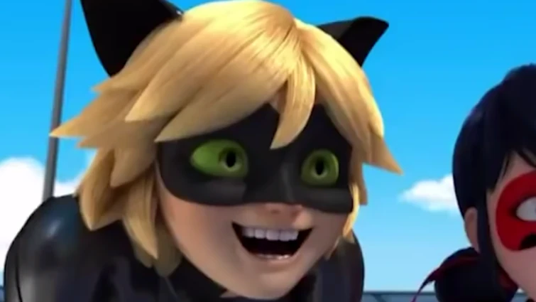chat's face when he sees the image of ladybug and him kissing ...