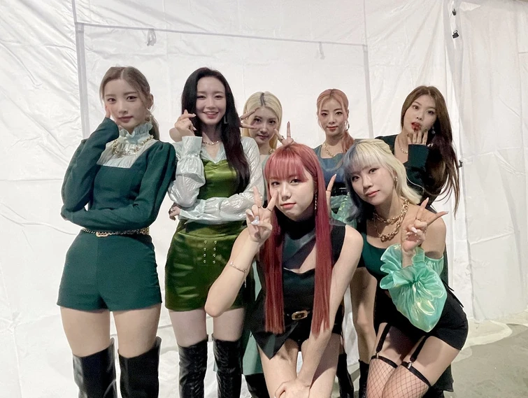 Your daily PURPLE KISS #79 | Fandom