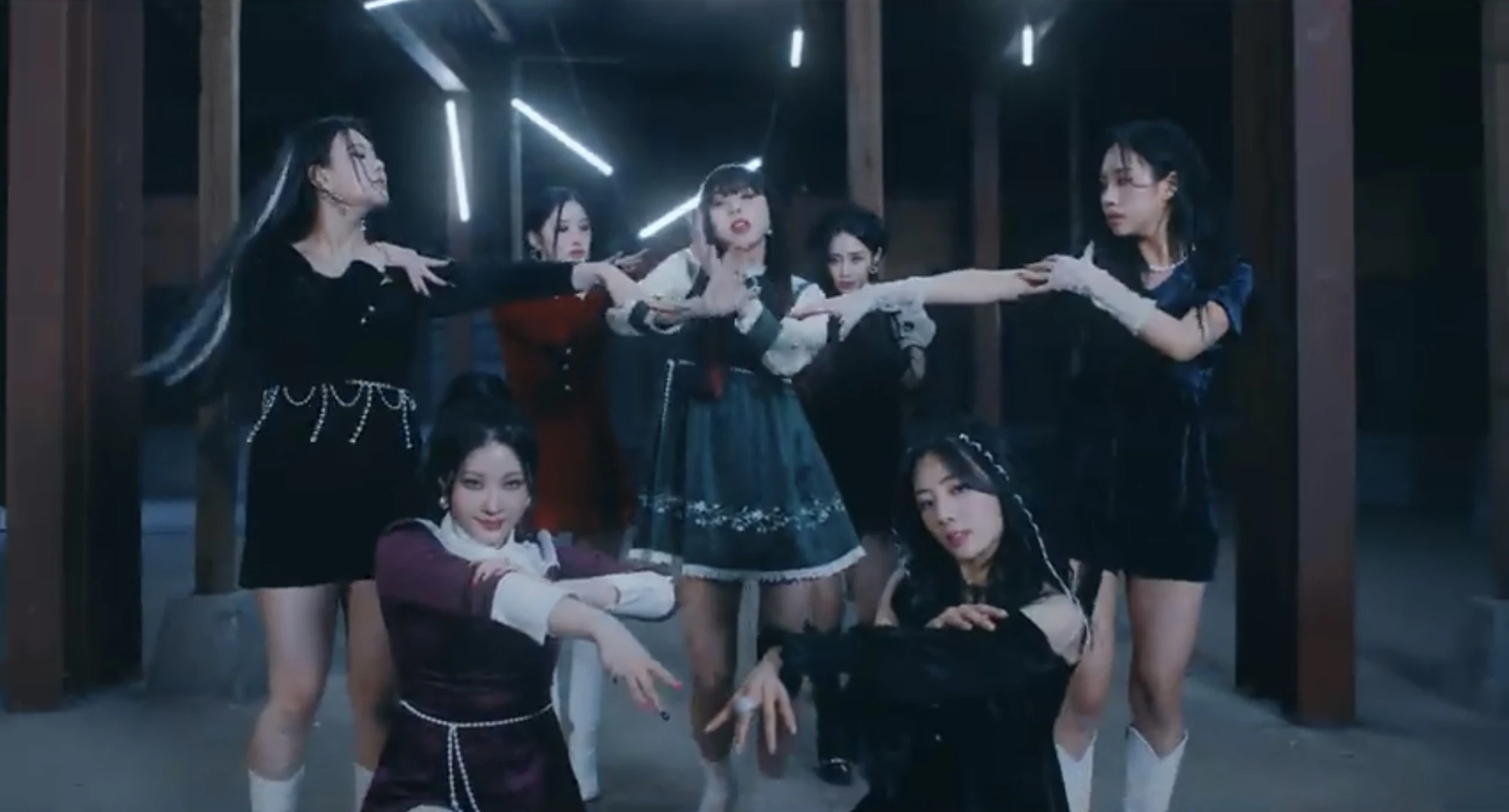 Pretty Psycho: Review + Theory | Fandom