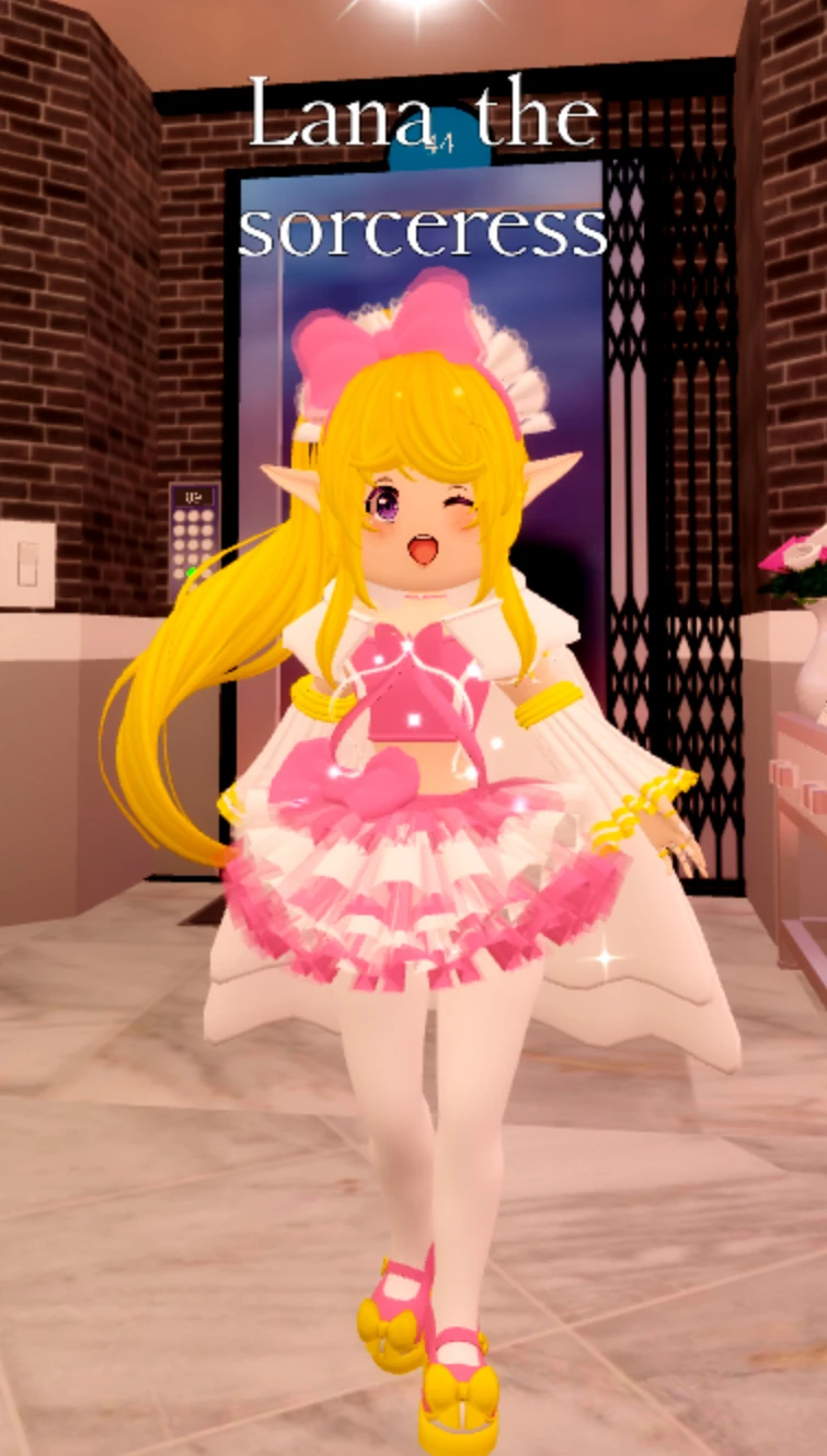 My favorite outfit in Royale High I made (including more colors!) | Fandom