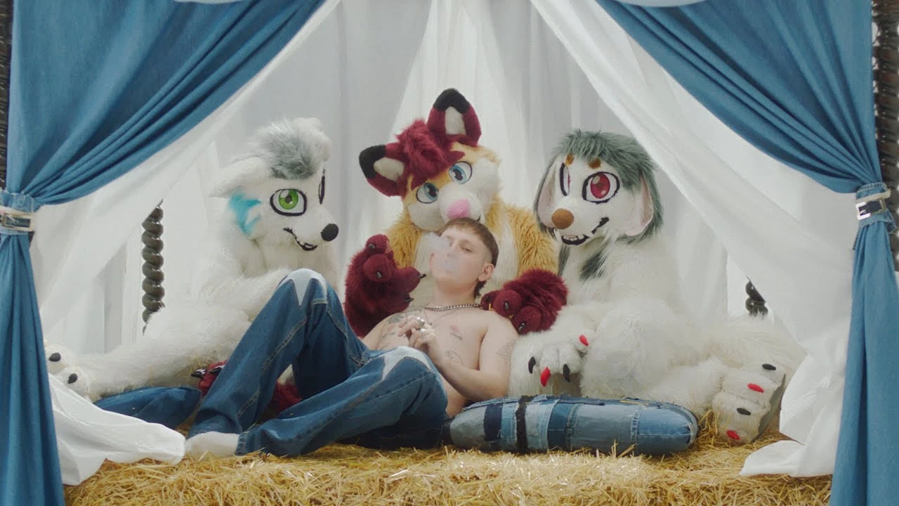 MY GOD!!! FURRIES IN AN ARGENTINIAN RAP ARTIST'S VIDEO?!?!?!? | Fandom