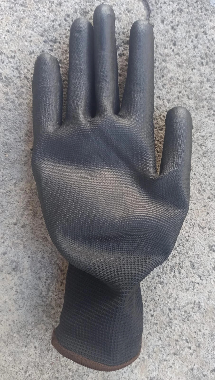 You guys decide which glove of slap battles I gonna turn this into ...