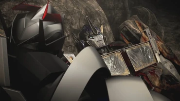 Optimus Prime (AOE|Evasion) VS Optimus Prime (TFP|Damaged) | Fandom