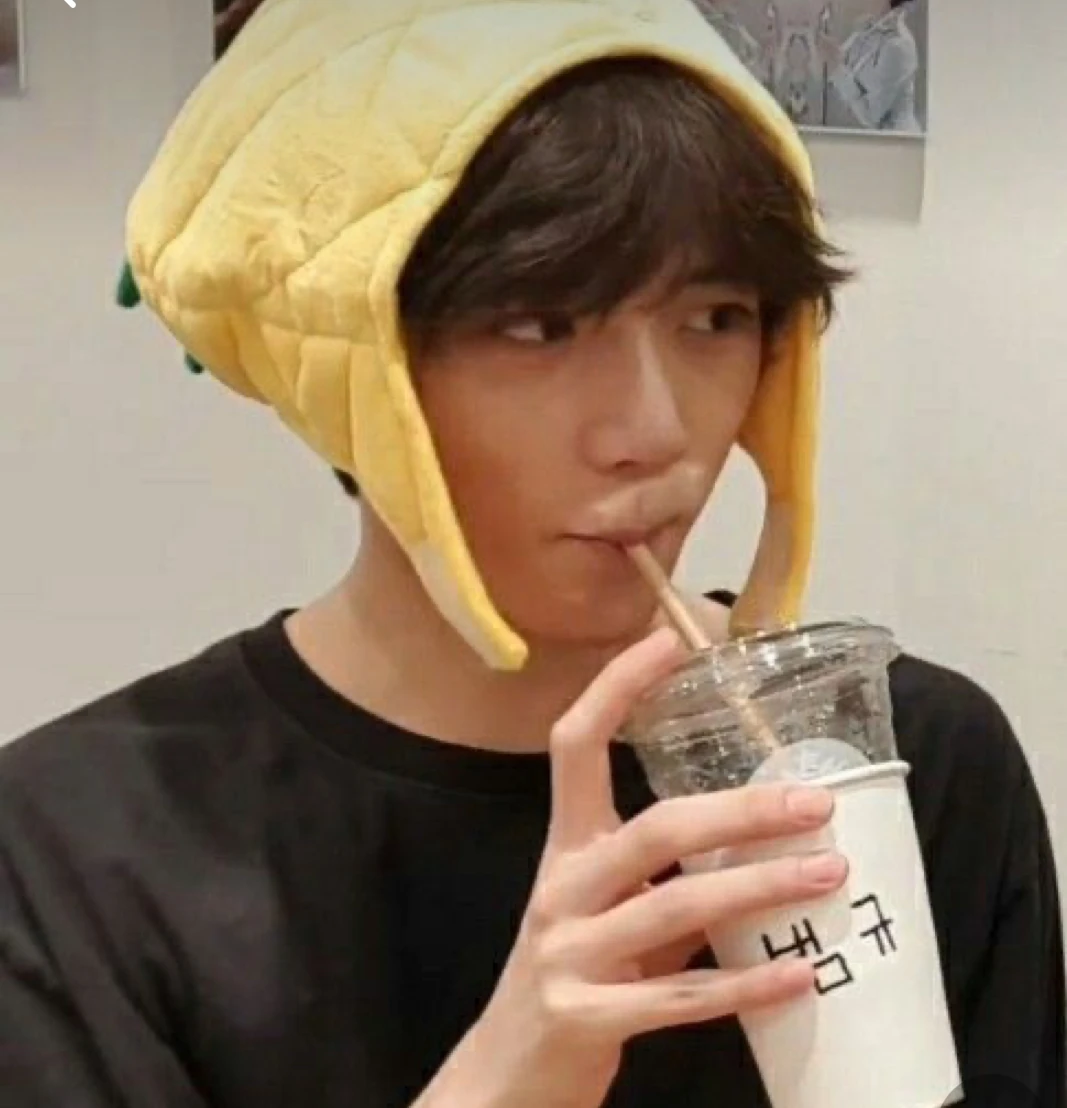 Remember the txt matching pfp’s im talking about in like 3 posts-WELL ...