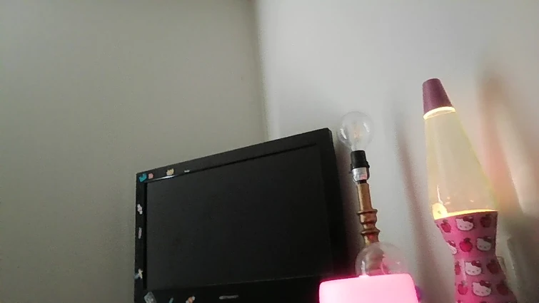 I need more stuff for my gaming setup | Fandom