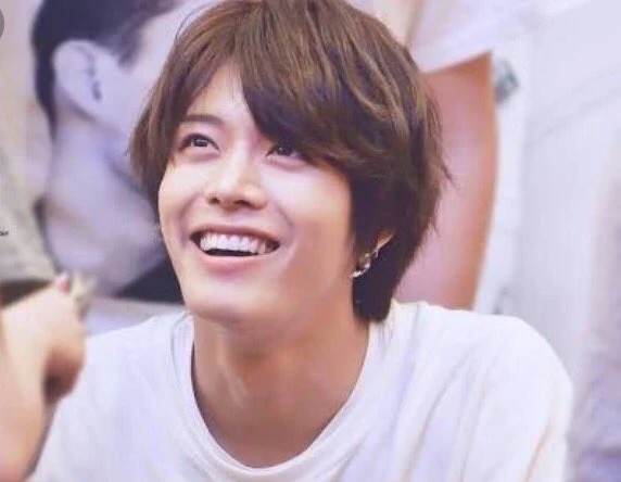 If your sad just look at yuta’s healing smile | Fandom