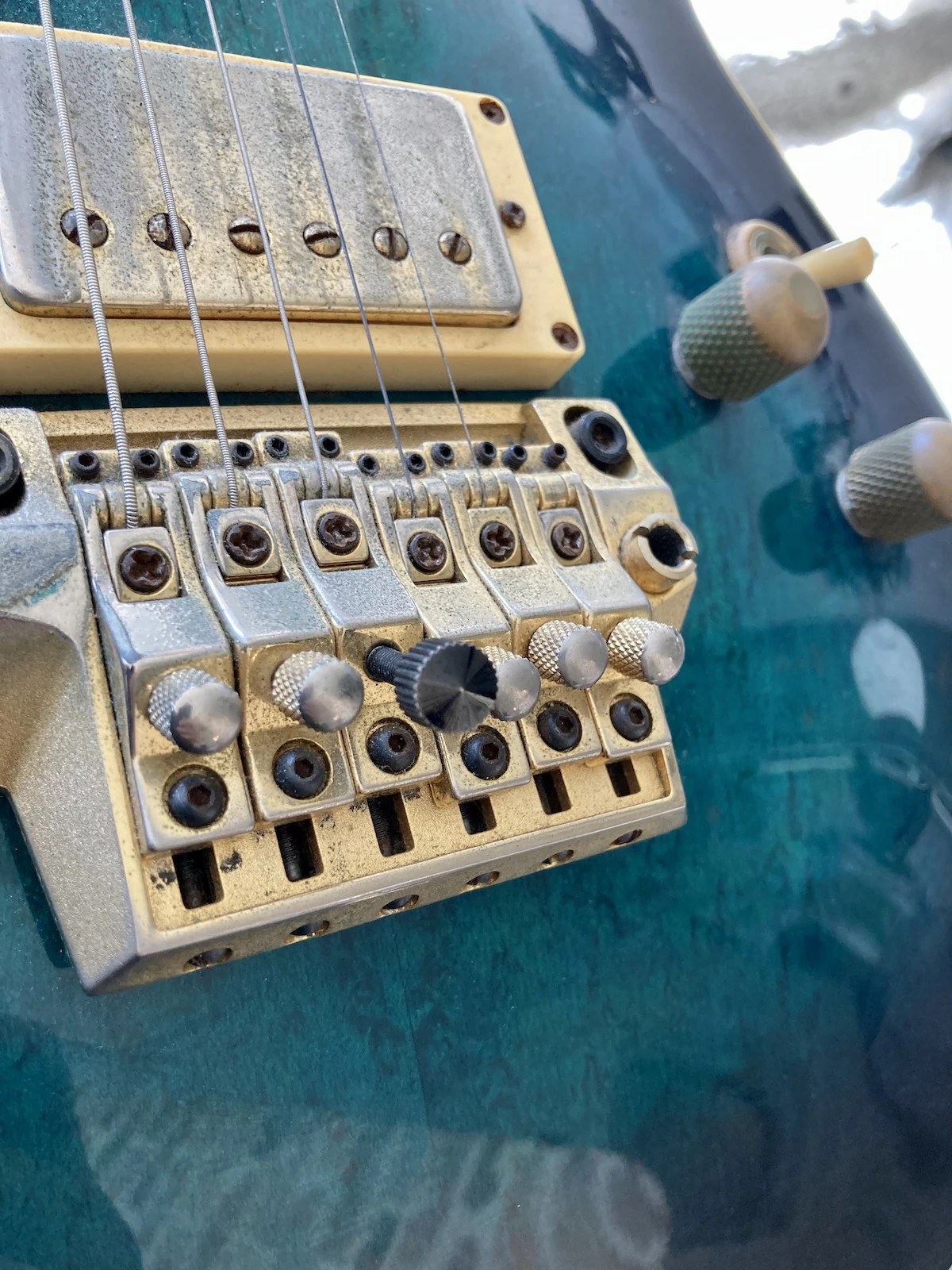 Pro Rock'r Tremolo Bridge Fine Tuning Screw | Fandom