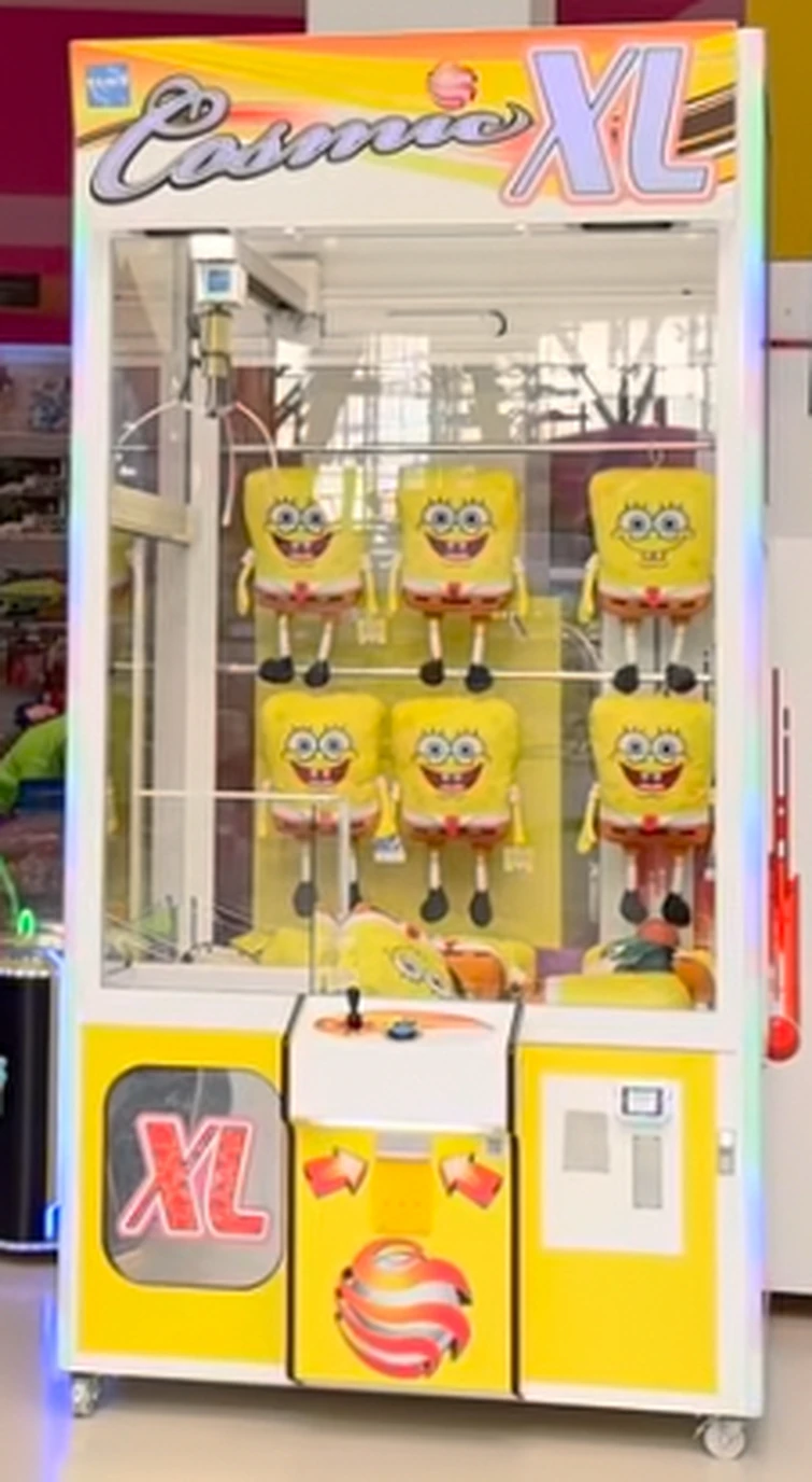 SpongeBob plushies in a arcade machine | Fandom