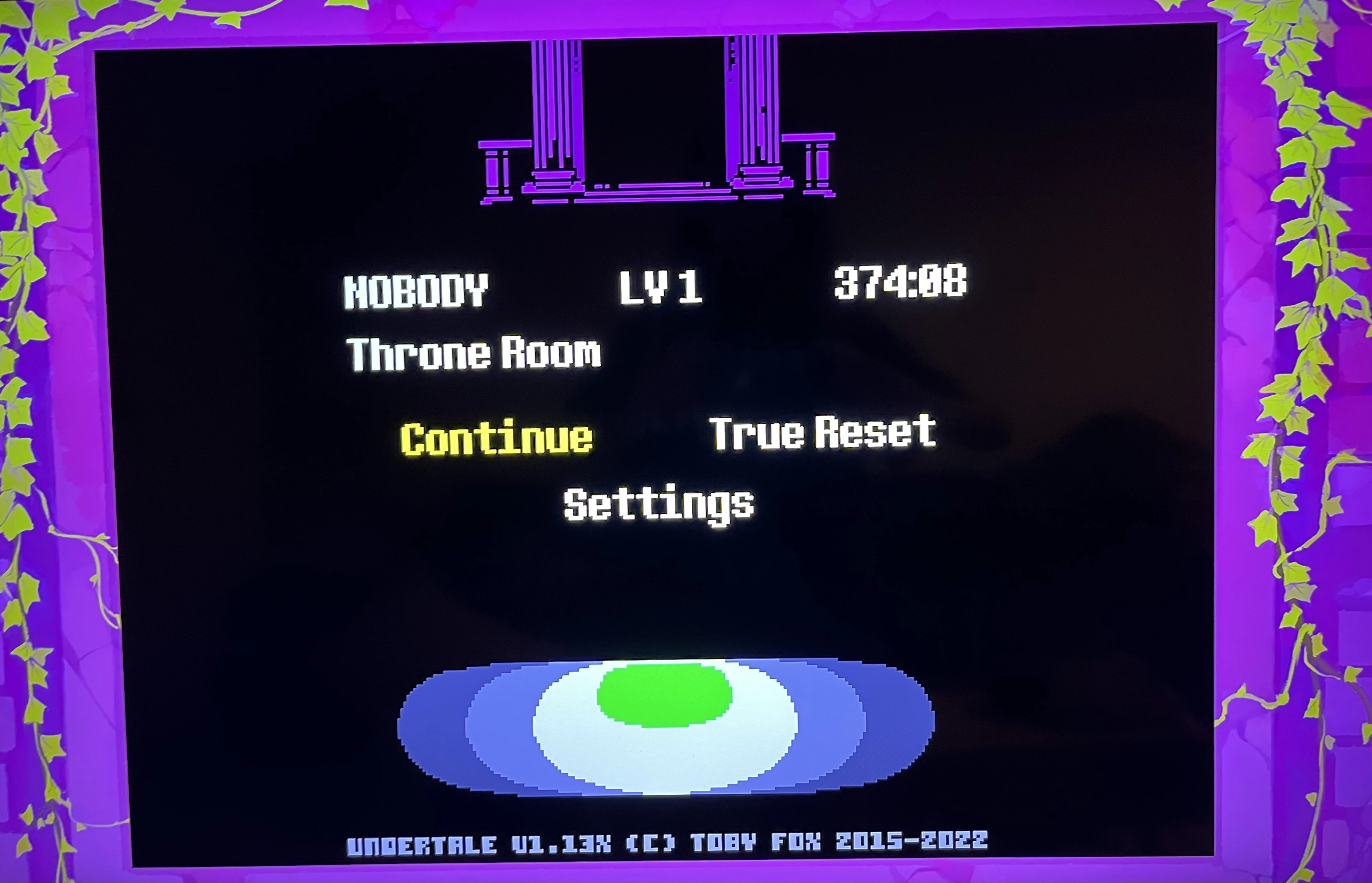 OH MY GOD THIS TITLE SCREEN IS SO EERIE AND EMPTY I GOT FUCKING CHILLS ...