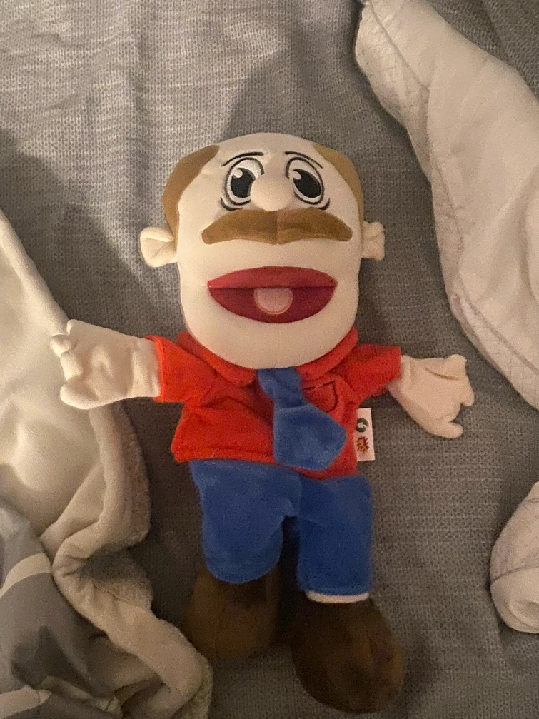 Rate this Marvin puppet I got for Christmas! (Feel free to point the ...