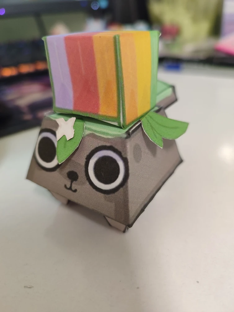 PEBBLE!!!!!!!!!! (my best papercraft as for now!!!!!! Took me few hours ...