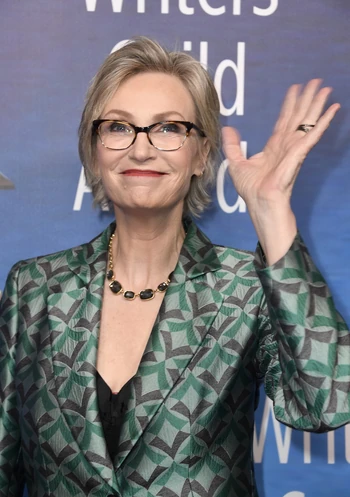 Jane Lynch | 100% Wolf Wiki | Fandom