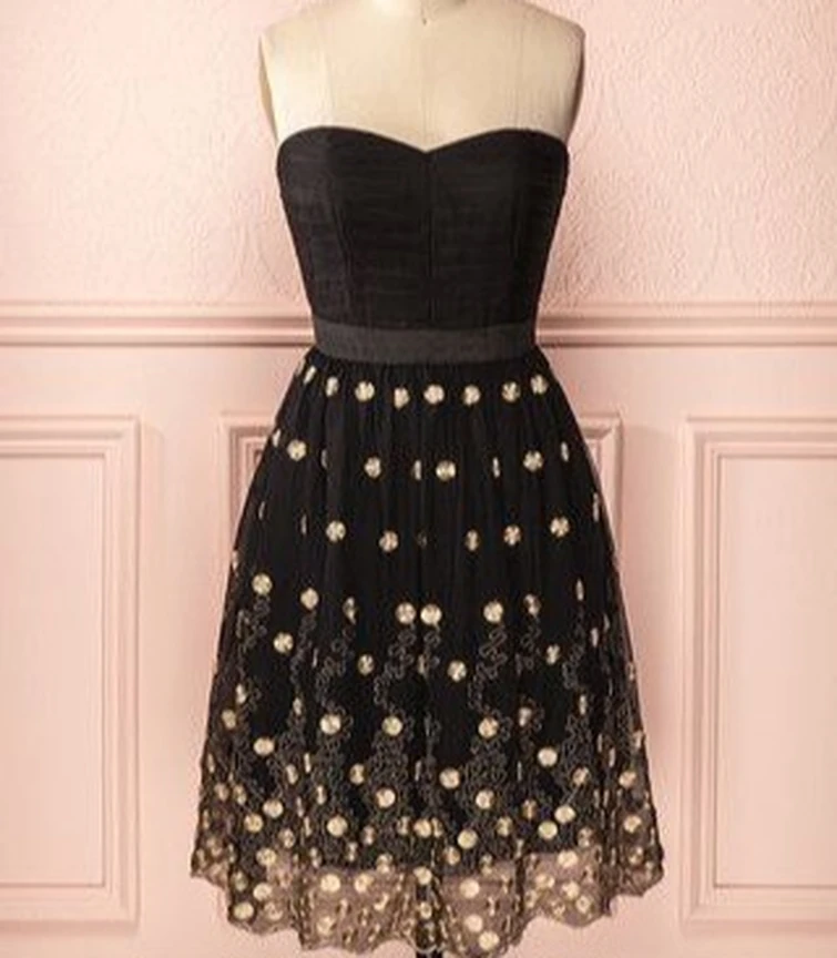 Female Characters & Their Graduation Party Dresses (Miraculous AU) | Fandom