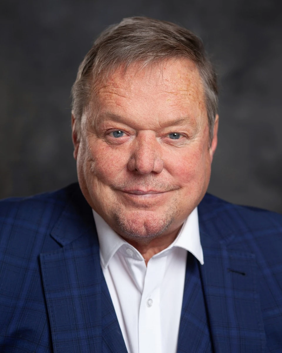 🎂📚 Happy 70th Birthday to Ted Robbins who narrated The Railway Series ...