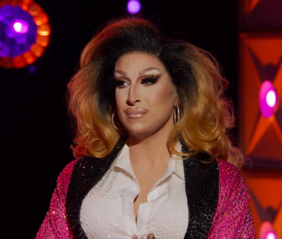 Who has the best face crack of all time | Fandom