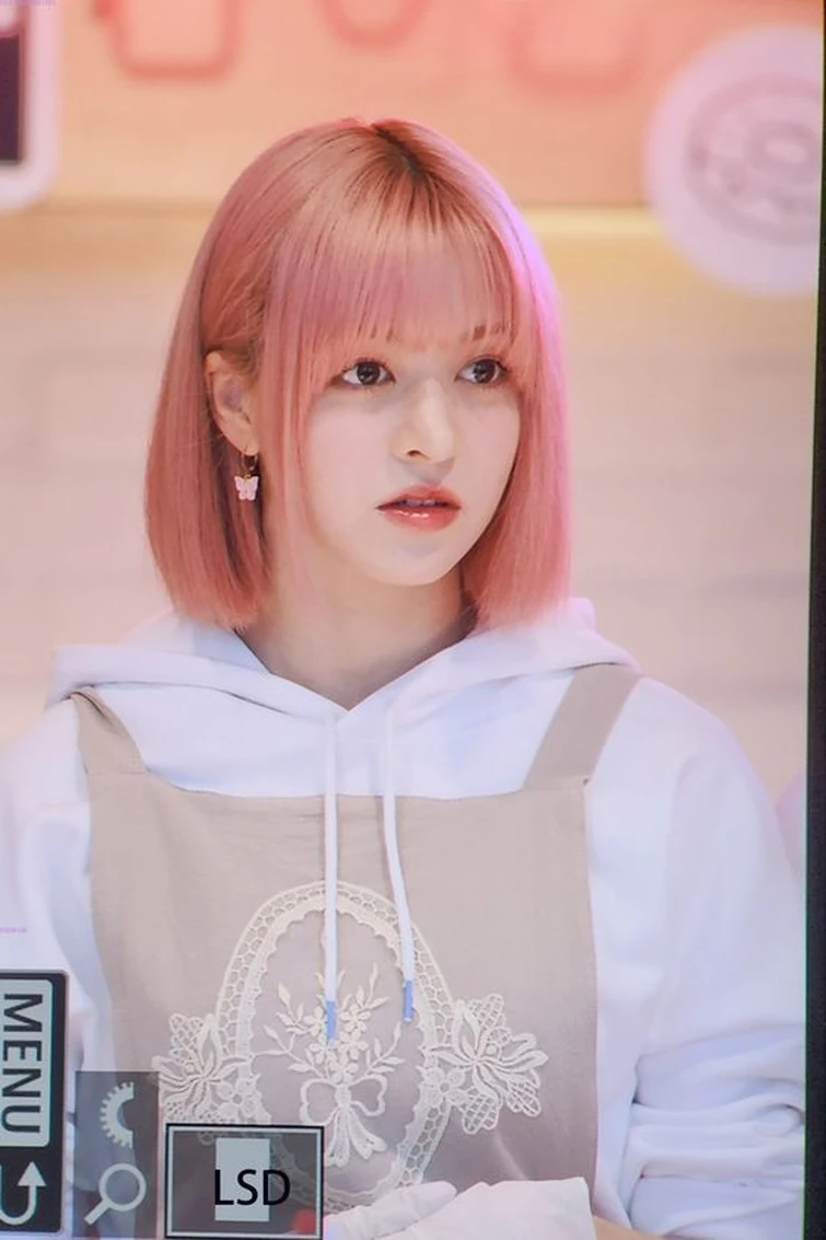 Your daily Lily #149! | Fandom