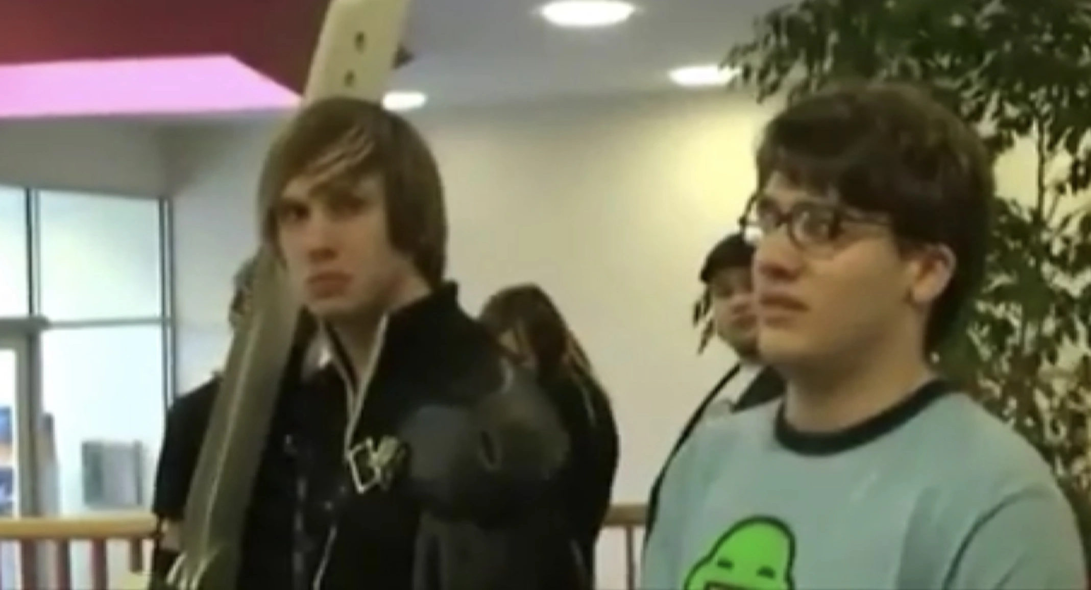 I didn't notice the cosplayer until just now (Nostalgia Critic Baby ...