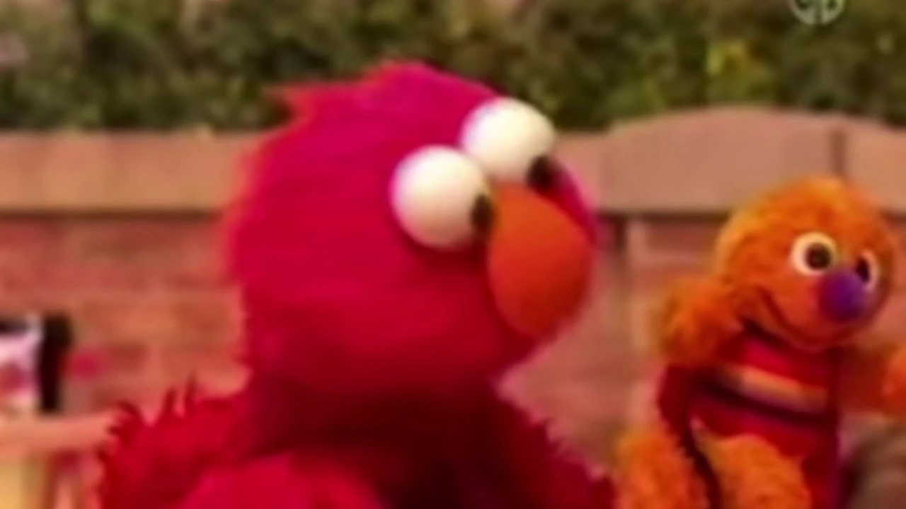 2 minutes of Elmo suffering | Fandom