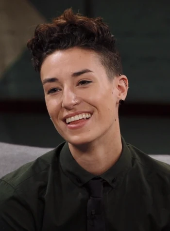 Julia Bicknell | 13 Reasons Why Wiki | Fandom