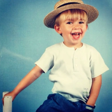 guys move on, have some pierre photos | Fandom