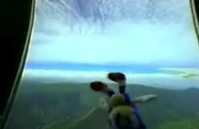 sonic is skydiving | Fandom