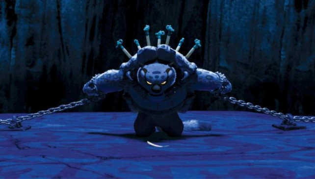 Is it just me, or does that tortoise shell restraint make Tai Lung look ...