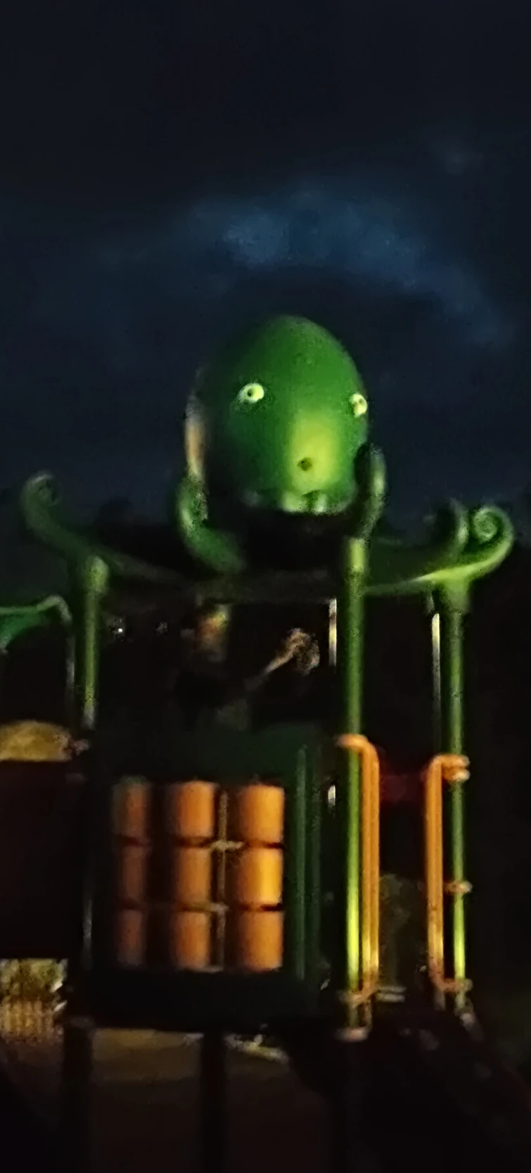 Mimic octopus irl | Fandom