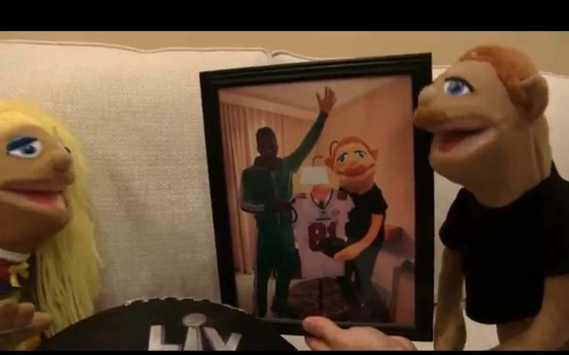 Brooklyn Guy: Claims he doesn’t have legs | Fandom