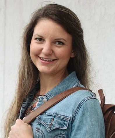 Elizabeth Buhr | 19 Kids and Counting Wiki | Fandom