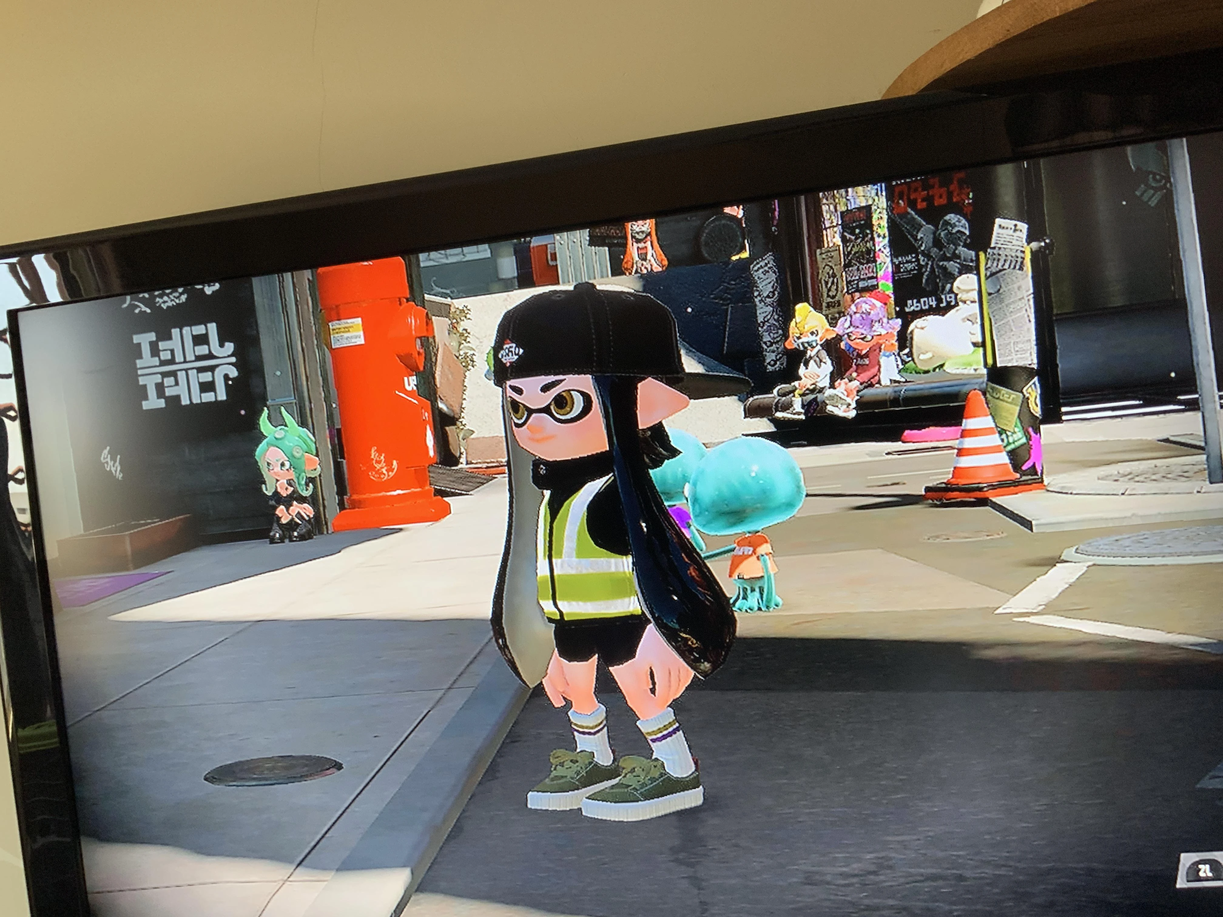 WAIT YOU CAN GET BLACK HAIR!!!!!????!?!?!?!? | Fandom