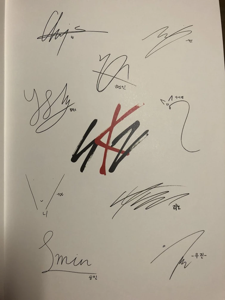 Does any of you have Stray kids signatures????? | Fandom