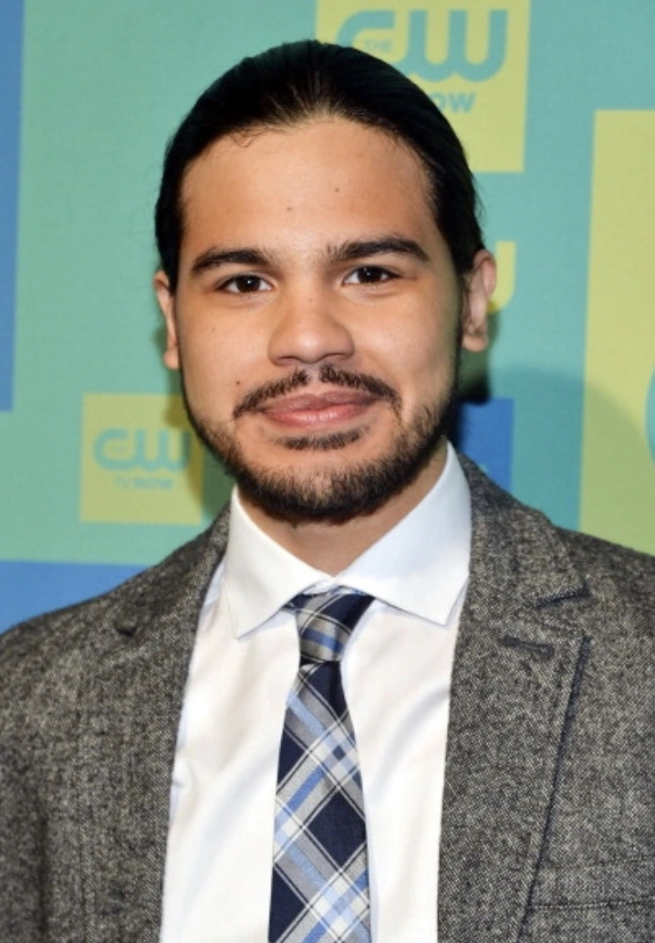 What do you guys think about Carlos Valdes's Performance as Cisco Ramon ...