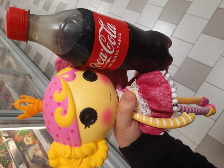 C O C A C O L A | Fandom