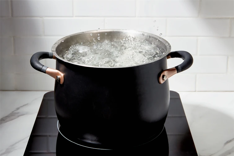 Yo, does anyone wanna bomb the pyramids? | Fandom