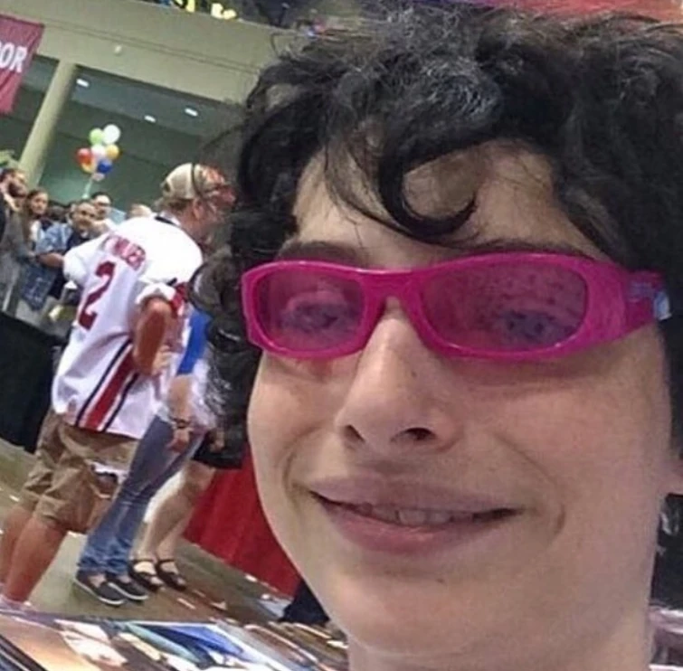 i searched up cursed stranger things images because i was bored and i ...