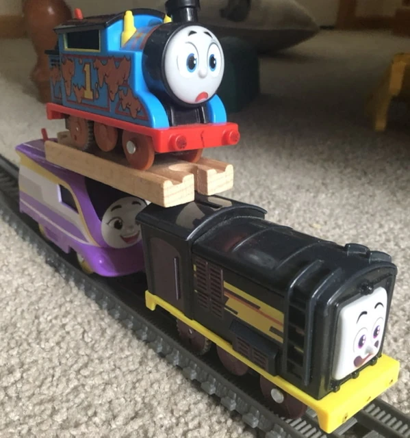 Sandy VS the storm trackmaster style | Fandom