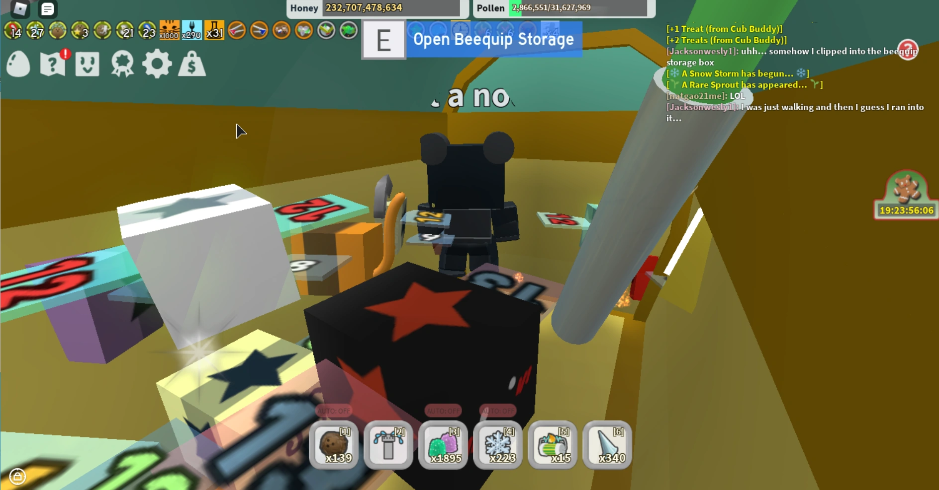 Clipped into the Beequip Storage Chest | Fandom