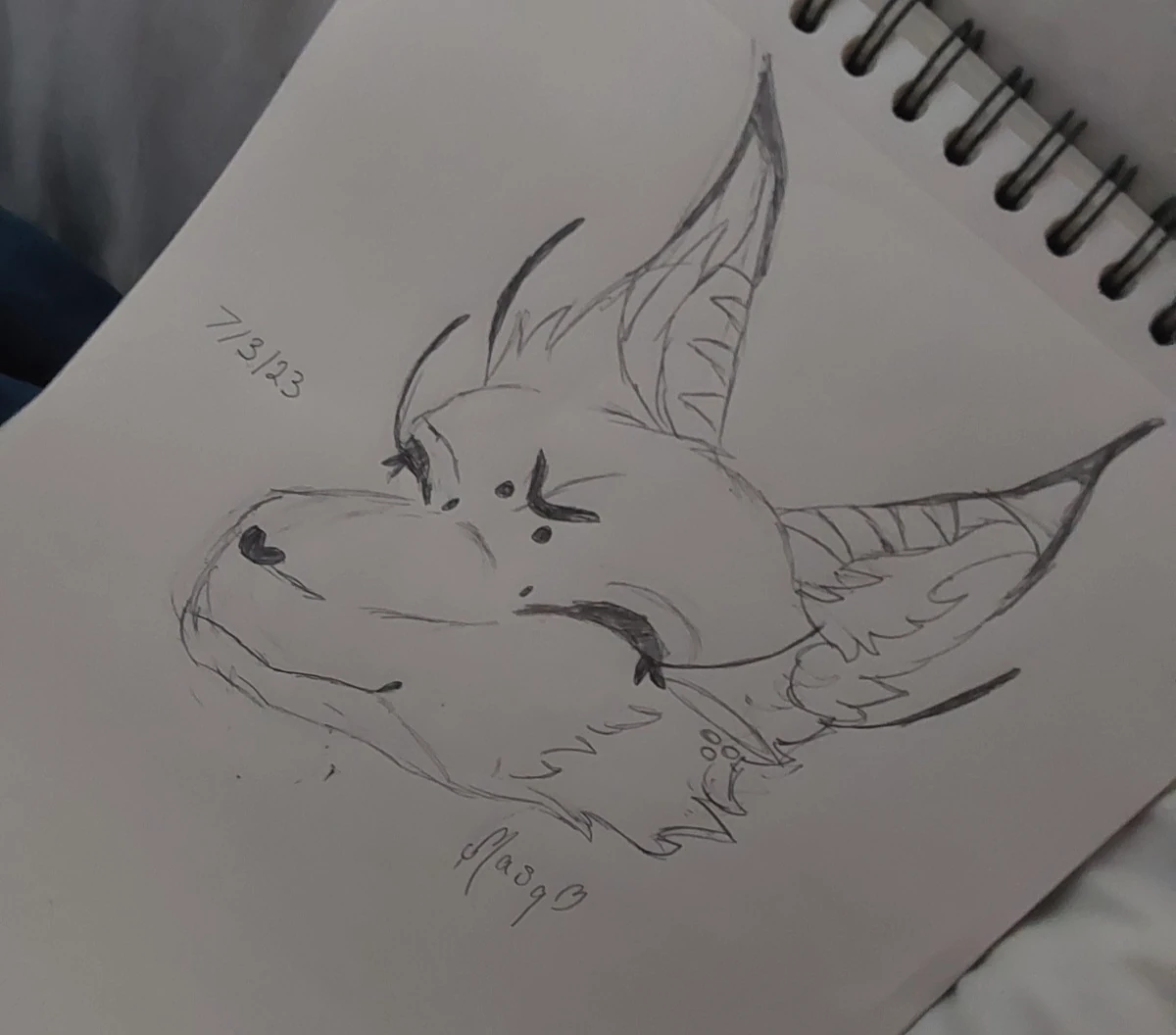 I drew Bee 🧍‍♀️ | Fandom
