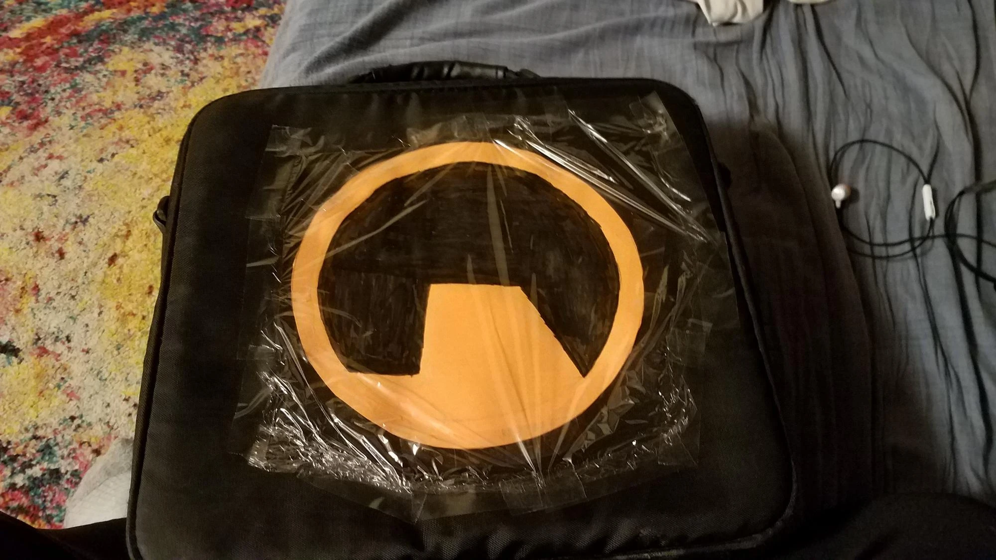 really crappy g-man briefcase | Fandom