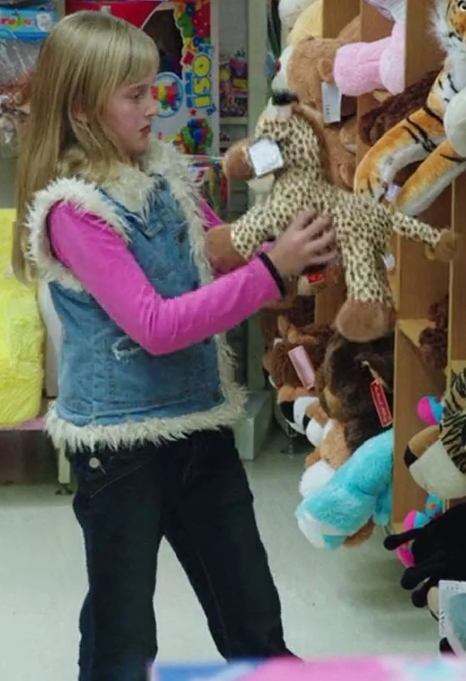 Little Girl | Chronicle Wiki | Fandom