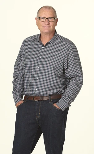 Jay Pritchett | 20th Century Studios Wiki | Fandom