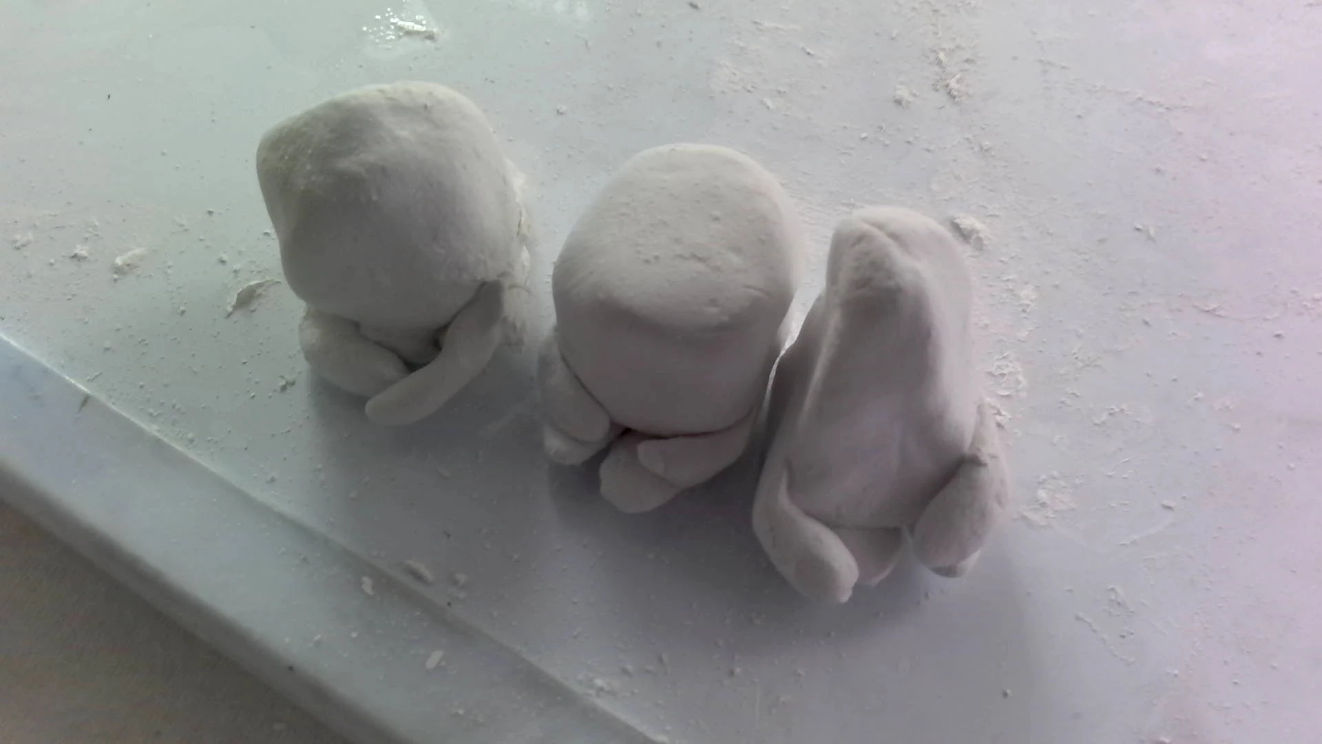 Airi tries to make colourblock out of clay and fails | Fandom